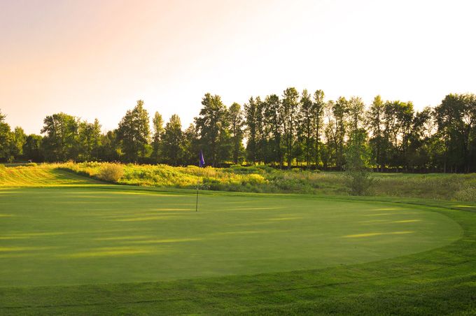 Metcalfe Golf & Country Club - 9-hole Course in Metcalfe, Ontario ...