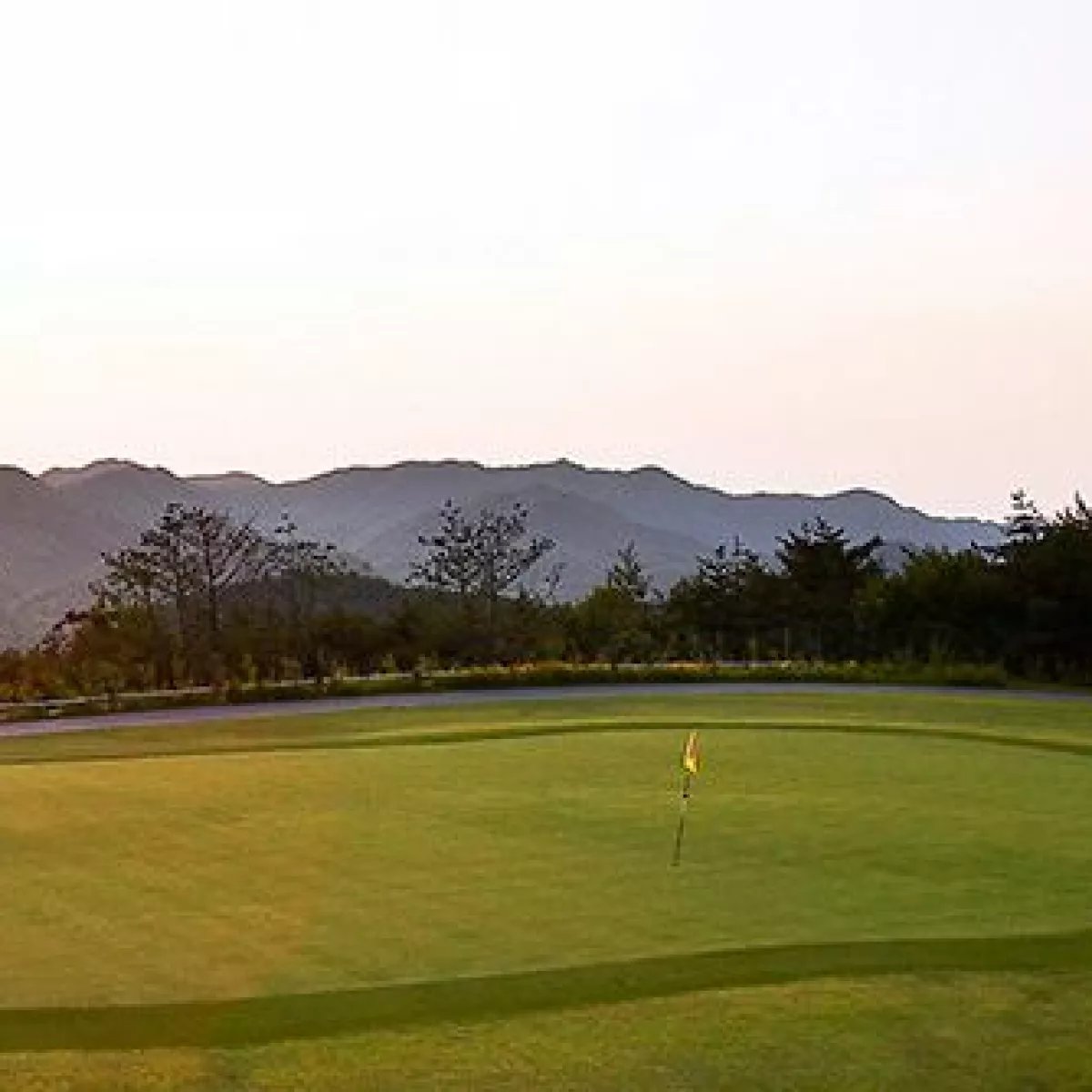 New Springville II Country Club - Rose Park Par-3 in Sangju ...