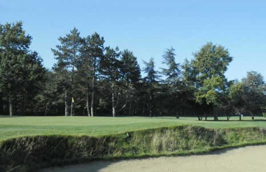 Isabella Golf Club in Plaisir, Yvelines, France | GolfPass