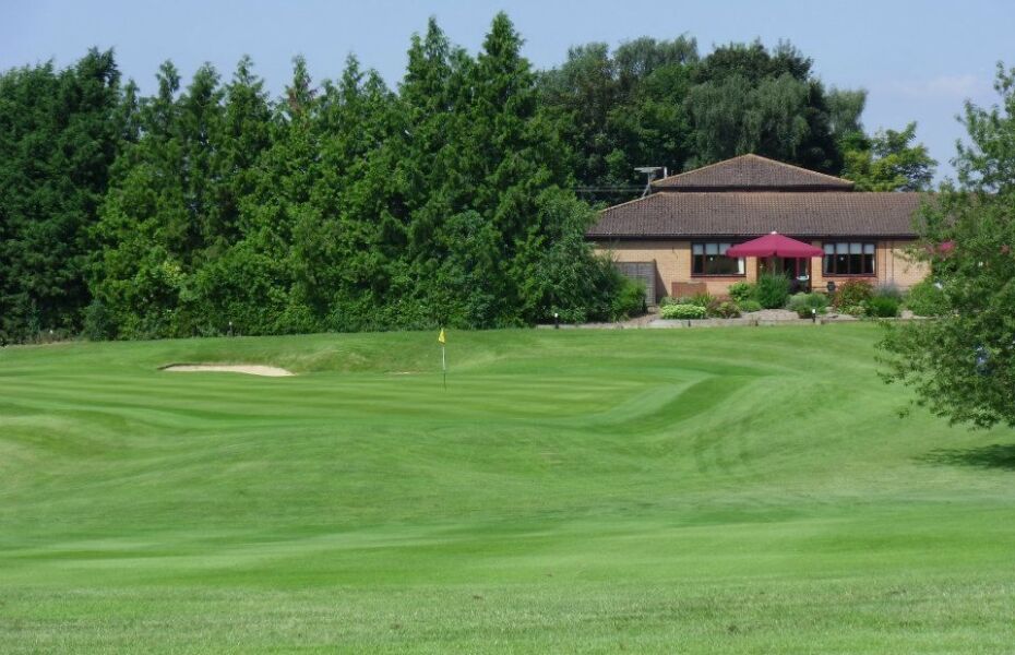 Redbourn GC - Ver: Clubhouse