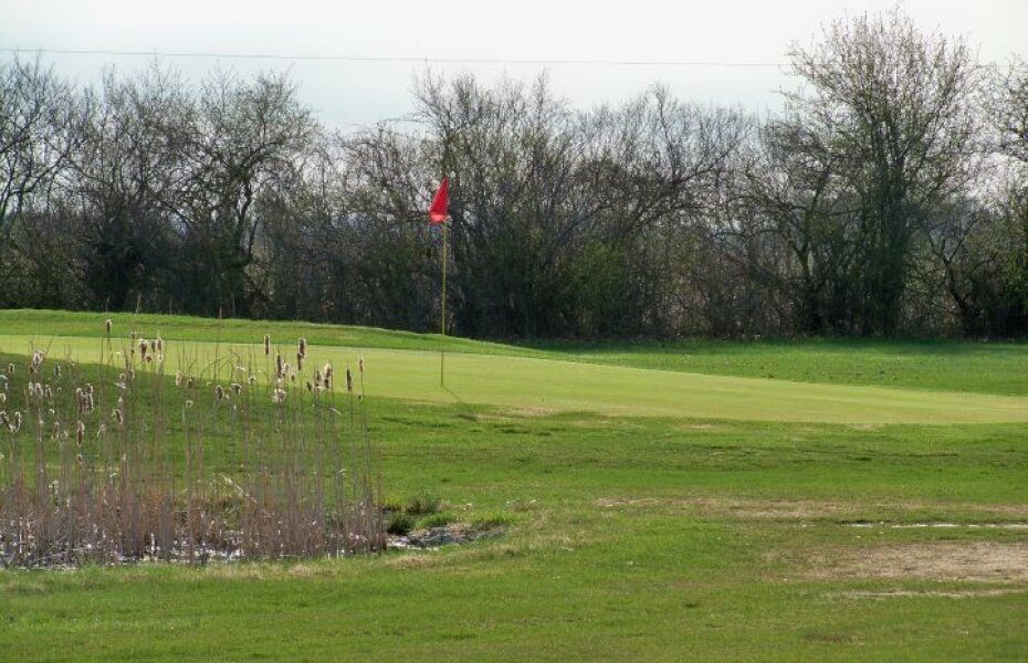 Sandy Ridge Golf Course in Midland, Michigan, USA | GolfPass