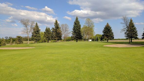 Larimore, North Dakota Golf Guide