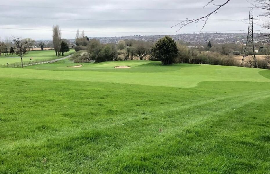 Shortwood Lodge Golf Club in Mangotsfield, South Gloucestershire ...