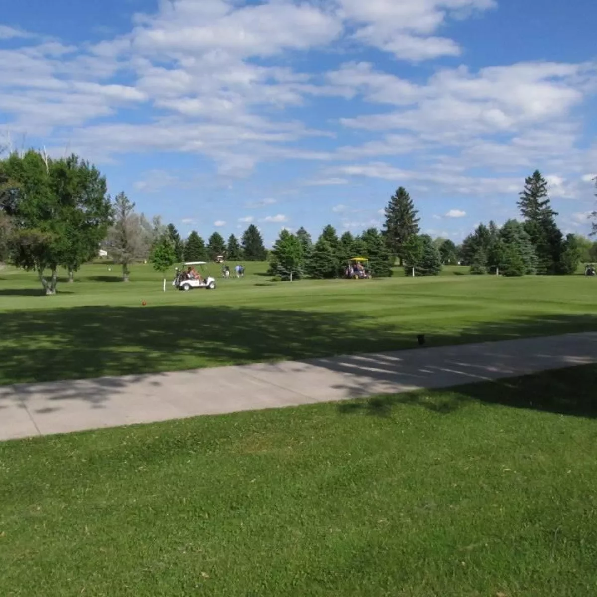 Willow Creek Municipal Golf Course in Barnesville, Minnesota, USA ...