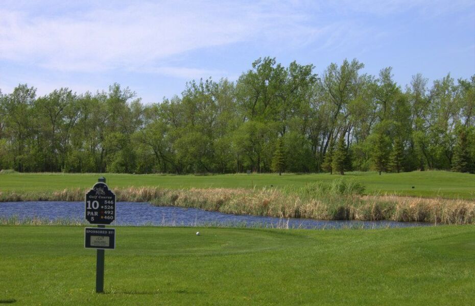 Carrington CrossRoads Golf Club in Carrington, North Dakota, USA | GolfPass